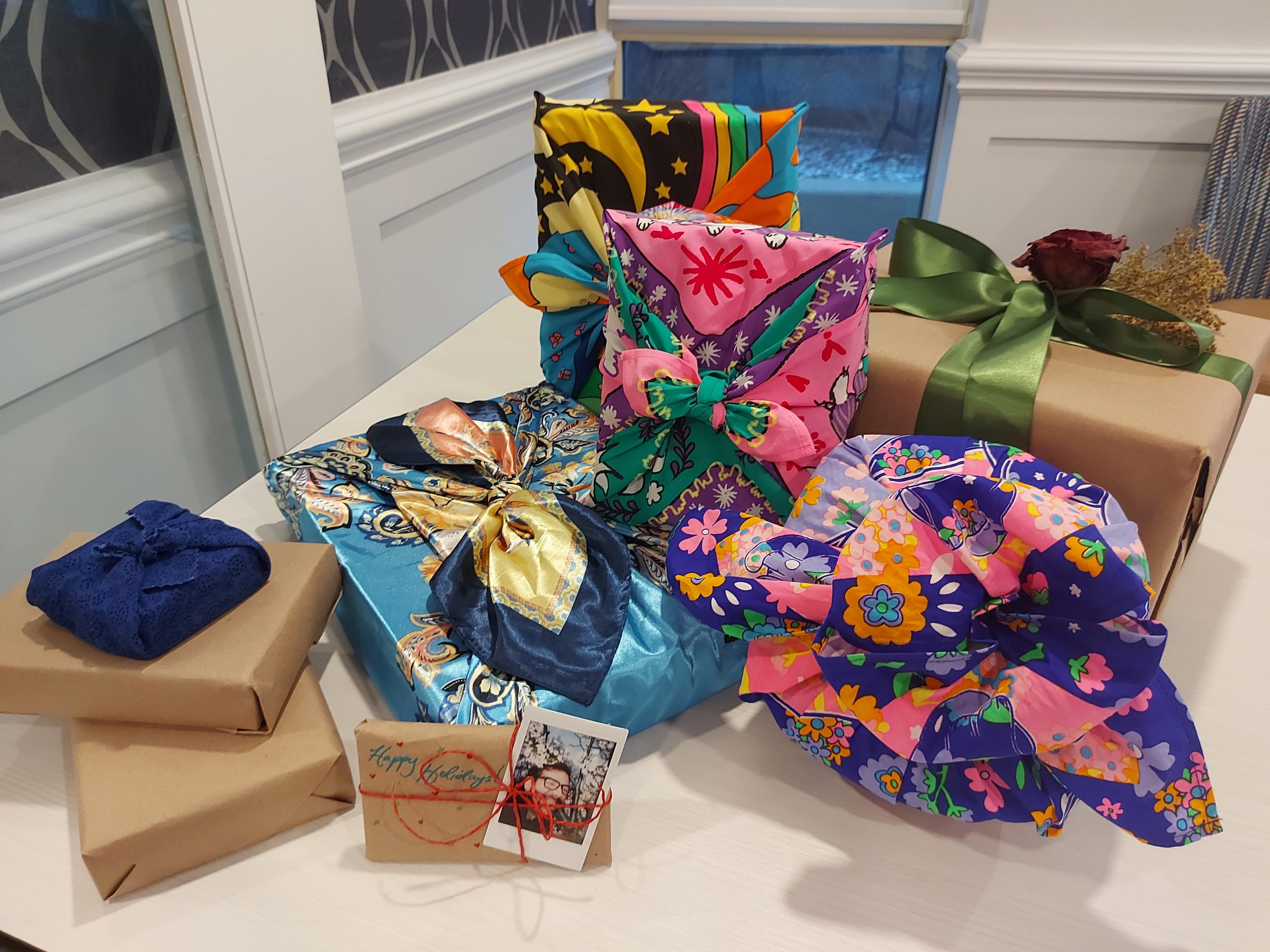 Sustainable Gift Wrapping - Ocean Wise